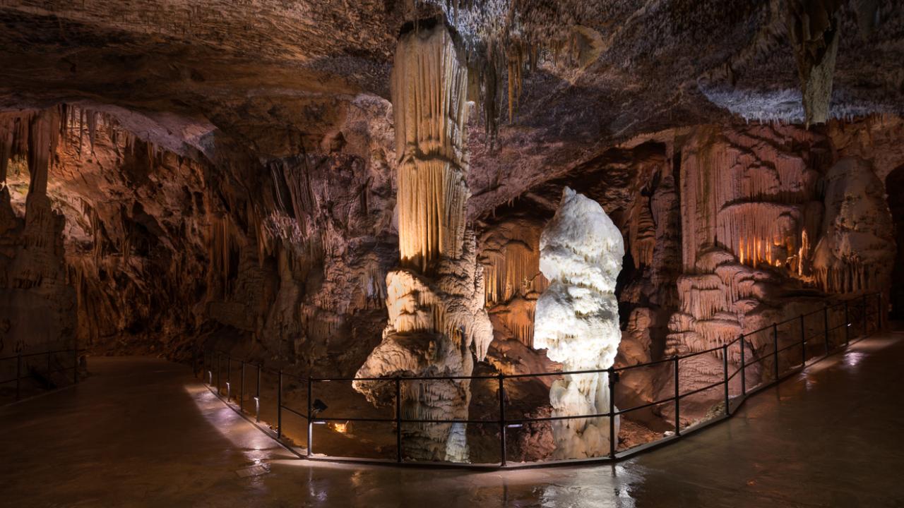 Le Grotte di Postumia ed il Castello di Predjama sono aperti ai ...